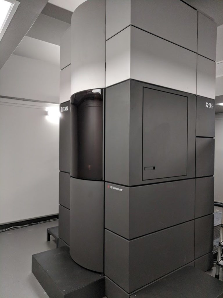 Titan Themis 300 S/TEM